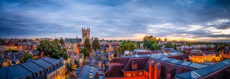 Lightcast Discovery Screens CAR T-Cells Using Light and Microfluidics